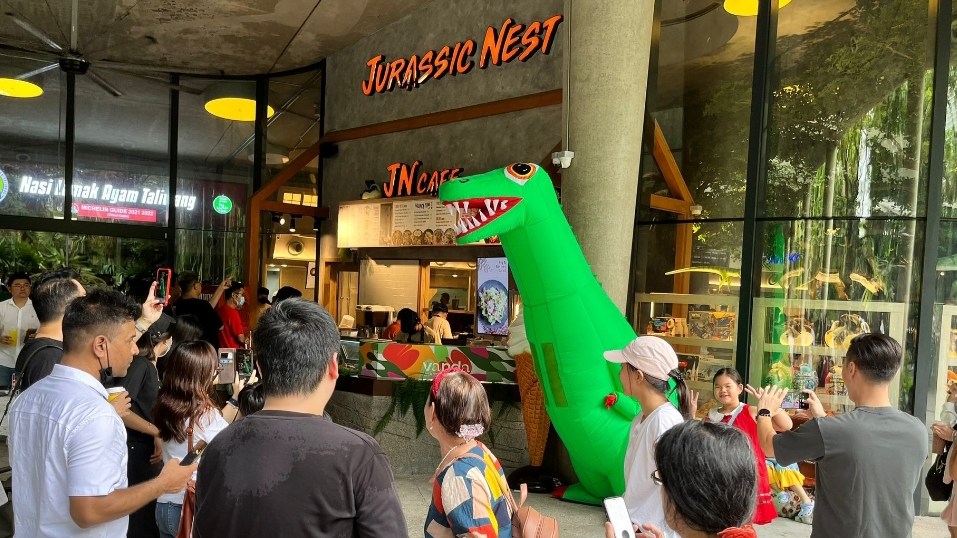 Jurassic Nest Food Hall